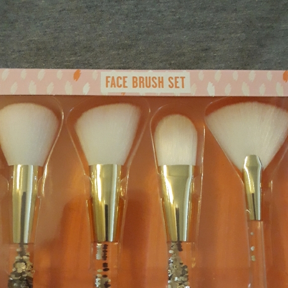 Target | Makeup | Face Brush Set | Poshmark